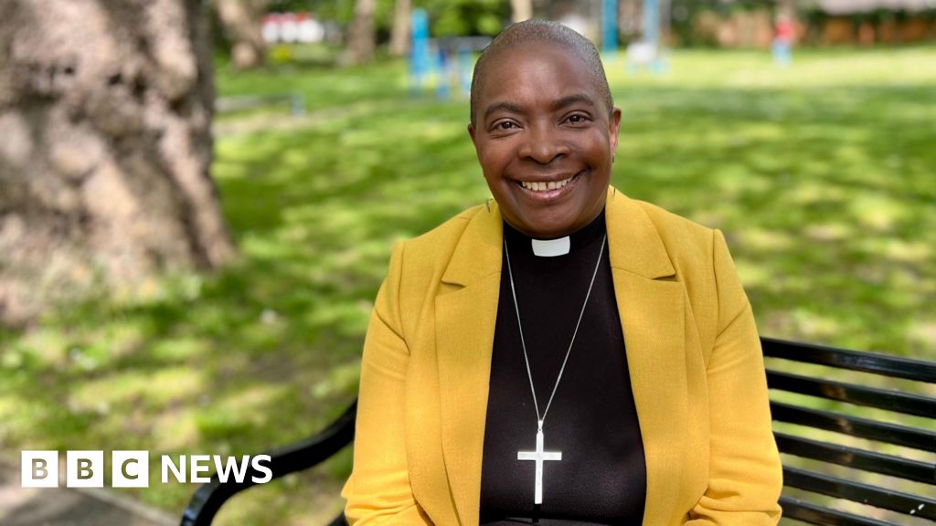 Bishop of Dover: First women priests were moment of hope - BBC News