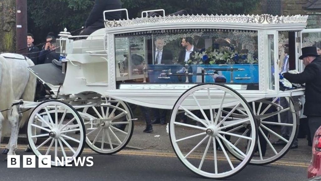 Birmingham funeral of fatally stabbed schoolboy Leo Ross takes place