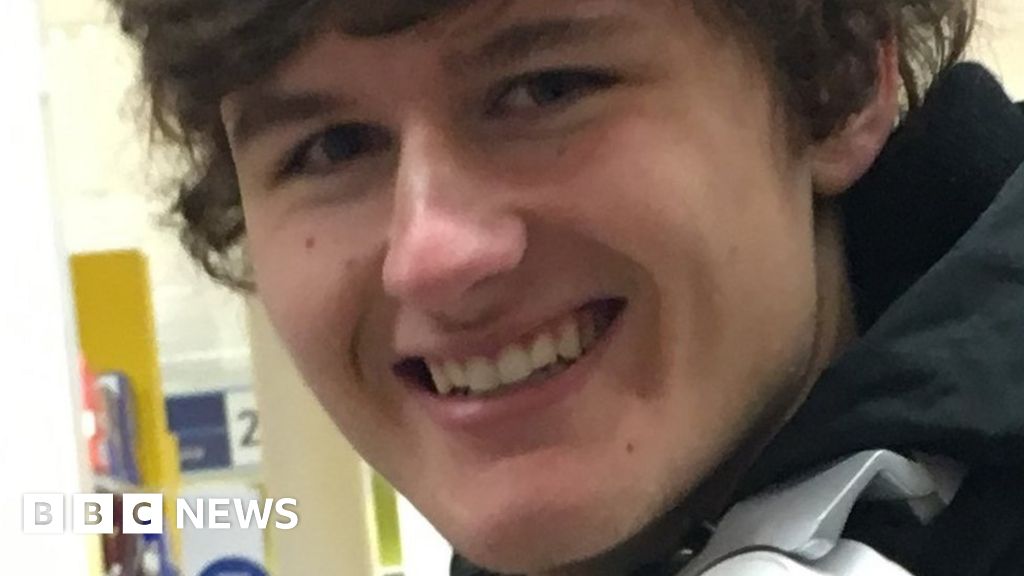 Sam Davies: Five in court over Lincoln stab death
