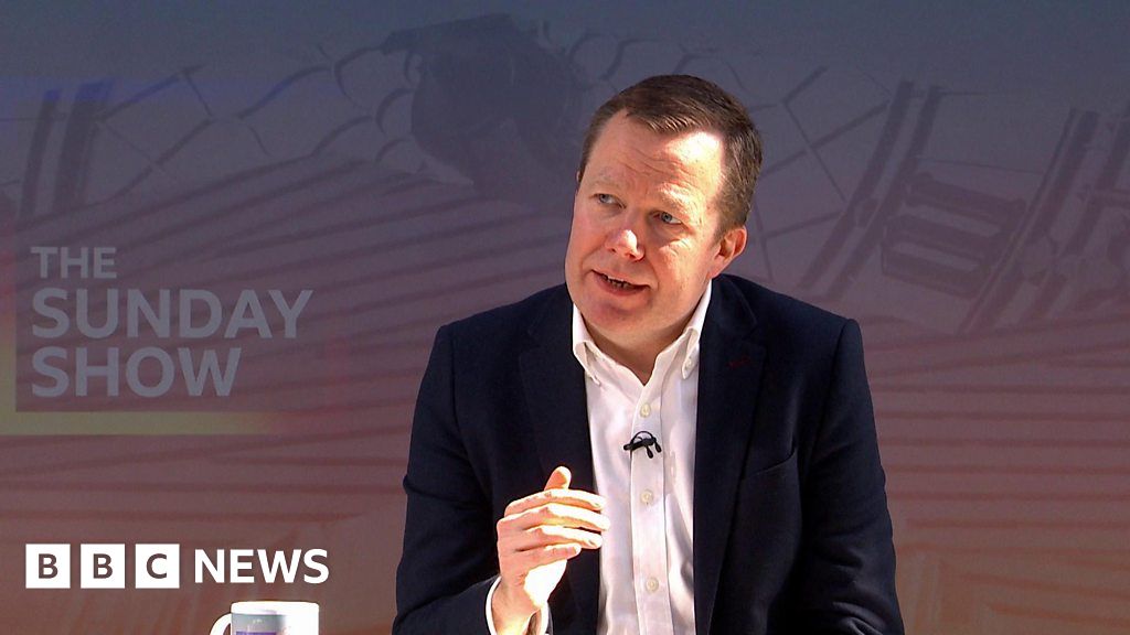 Glasgow could spend longer in level three, warns Leitch