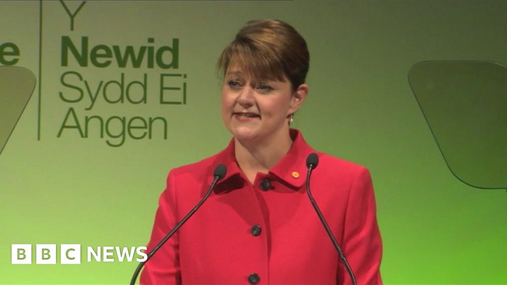 Plaid Cymru's Leanne Wood urges Labour voters to switch - BBC News