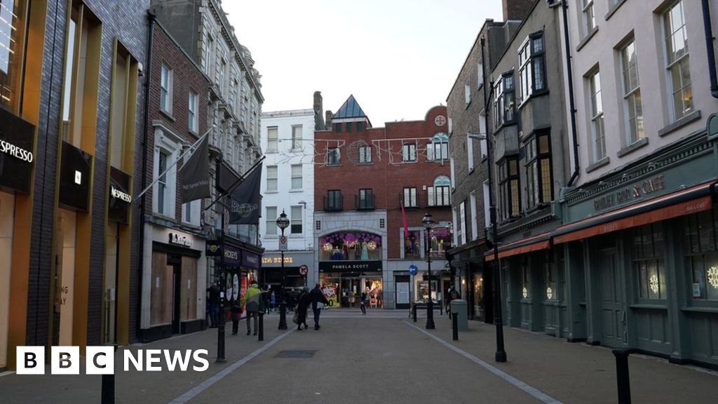 Coronavirus: Ireland to reopen shops and other sectors next week