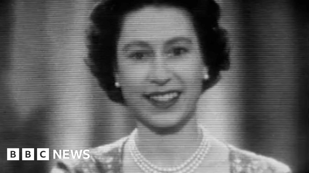 Queen's first televised Christmas speech from Sandringham in 1957