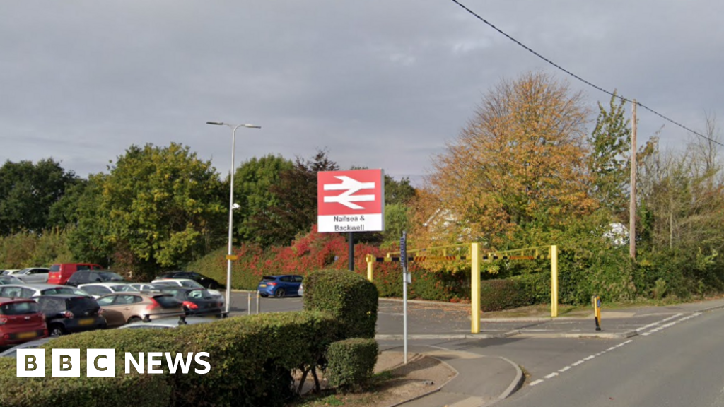 Woman seriously injured in Backwell lorry crash
