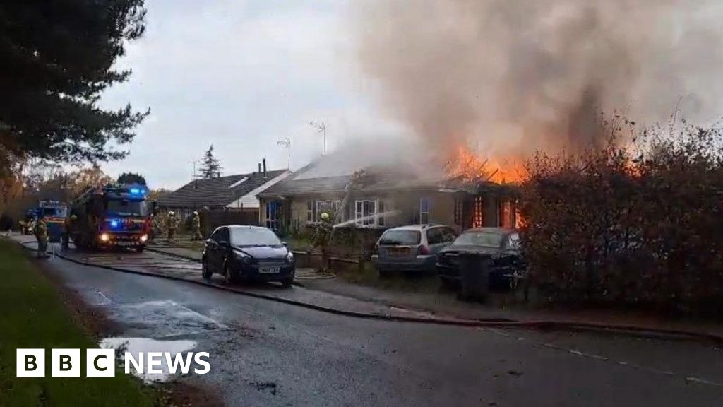 Man injured in Sutton bungalow fire taken to hospital - BBC News