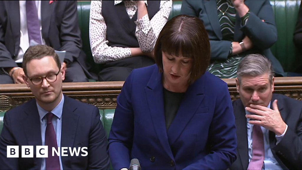 Rachel Reeves: 'Growth has hit a dead end' under Conservatives - BBC News