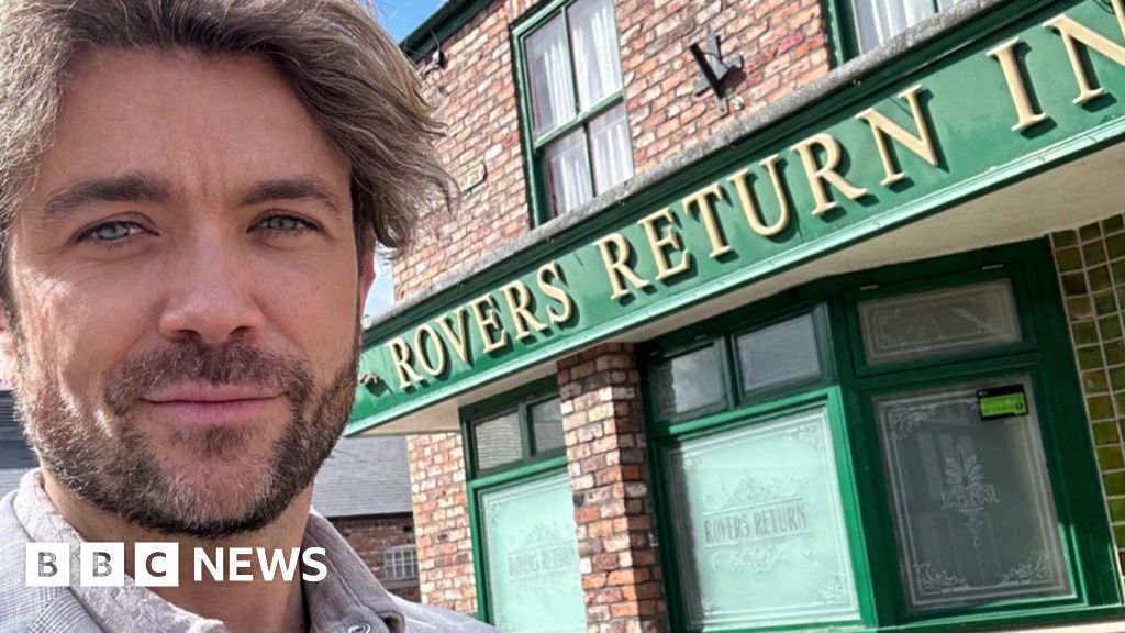 Emrhys Cooper: Coronation Street star says cults destroy lives
