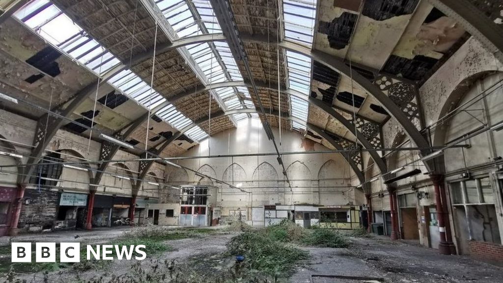 Victorian market building in Burslem given listed status