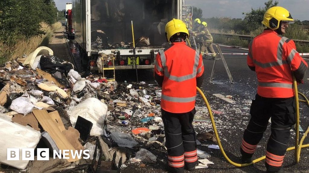 A14 reopens after removal lorry fire in Cambridgeshire