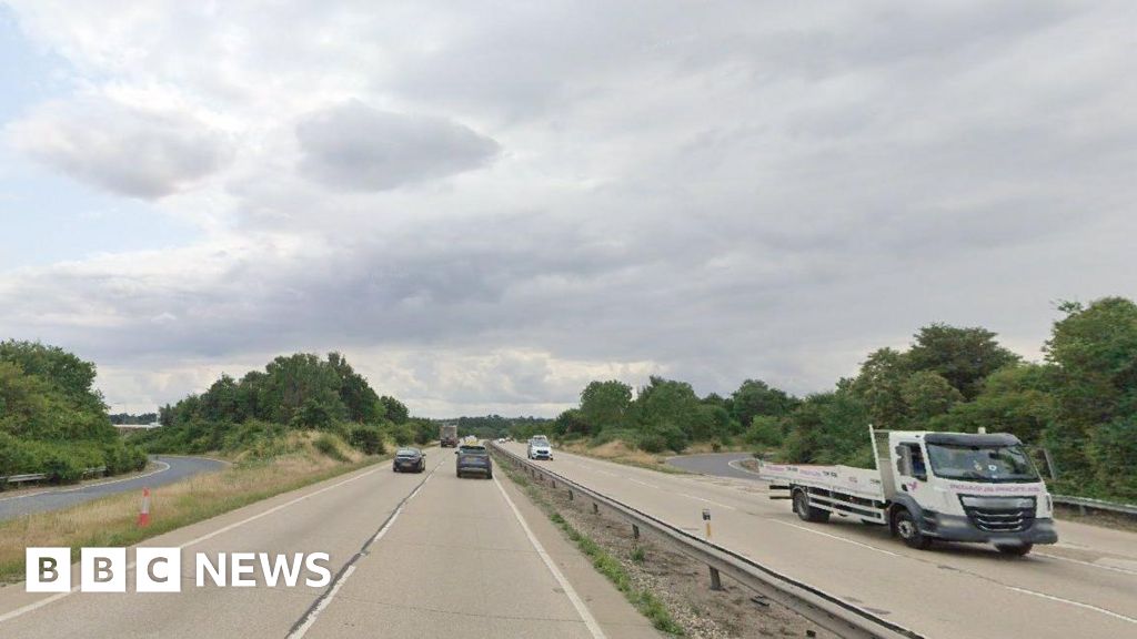 A14 closed near Sprougton in both directions after crash - BBC News