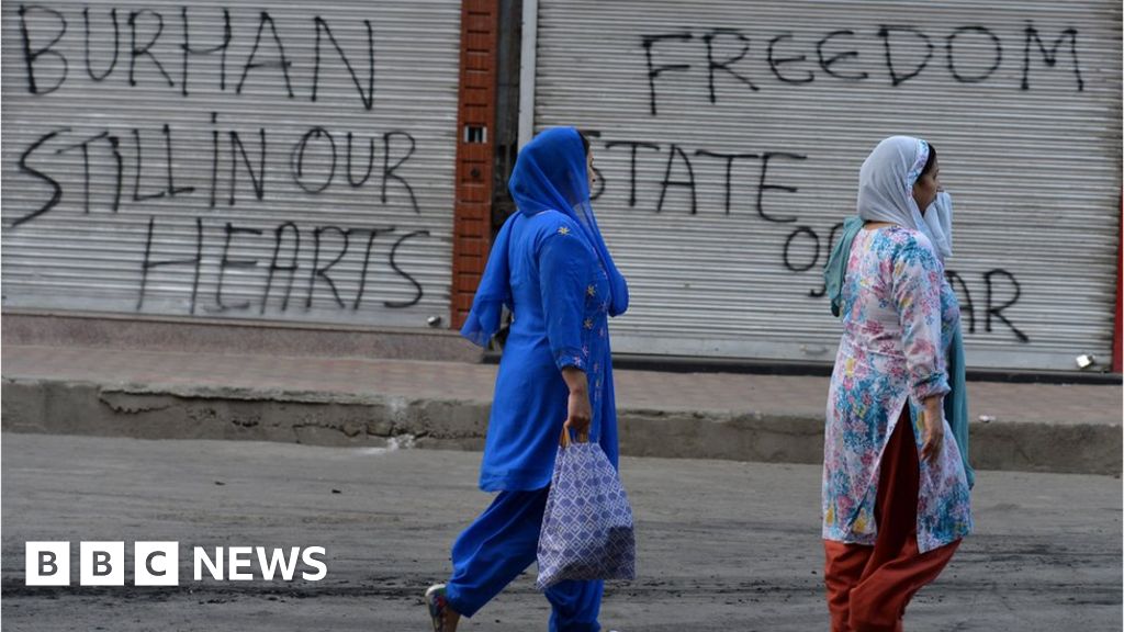 Why The Death Of Militant Burhan Wani Has Kashmiris Up In Arms Bbc News