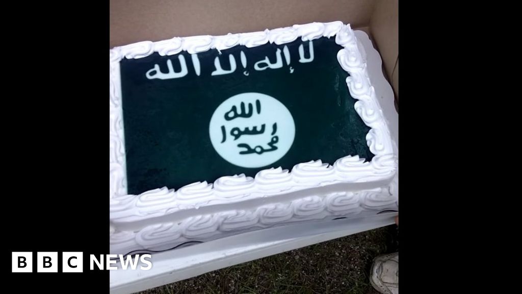 'Islamic State cake' prompts apology from Walmart - BBC News