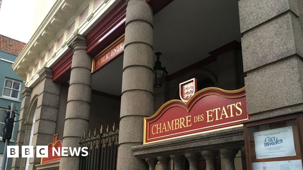 New chief minister set to be appointed in Jersey - BBC News