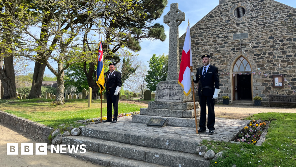 Sark celebrates Liberation Day - BBC News