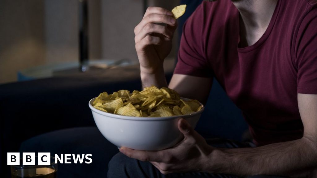 Lockdown binge-eating, box sets and bored 'a health time bomb' - BBC News