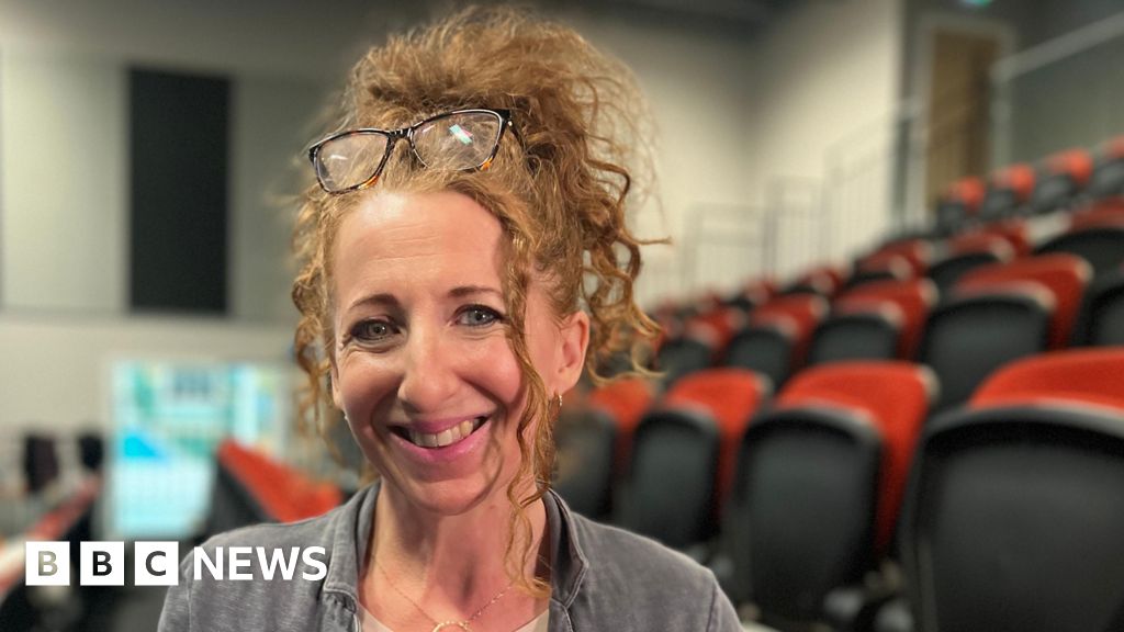 Cambridge actors aim to put autism in spotlight