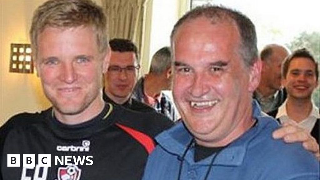 AFC Bournemouth pay tribute to former club photographer - BBC News