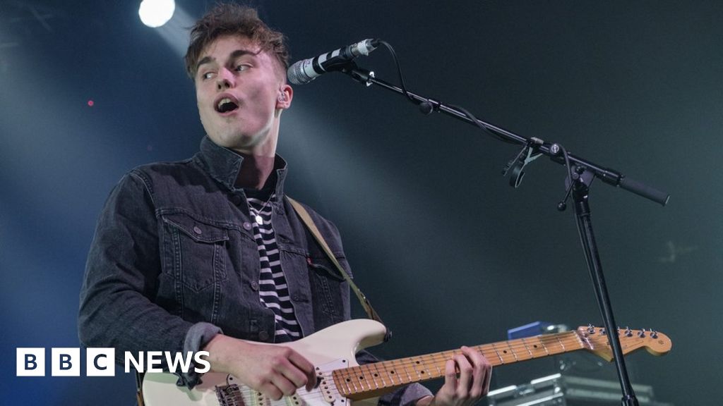 Newbie Tuesday: Archive of new artists - BBC News