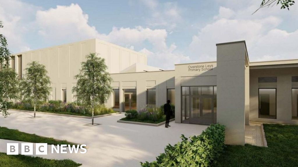 Work starts on delayed new primary school in Northampton - BBC News