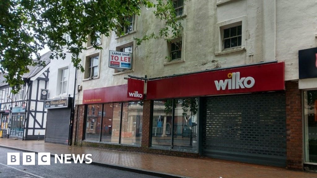 Banbury's library set to move to empty Wilko shop - BBC News