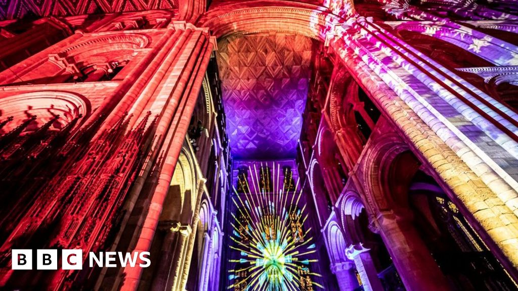 Luxmuralis: Peterborough Cathedral's Christmas light show returns - BBC News
