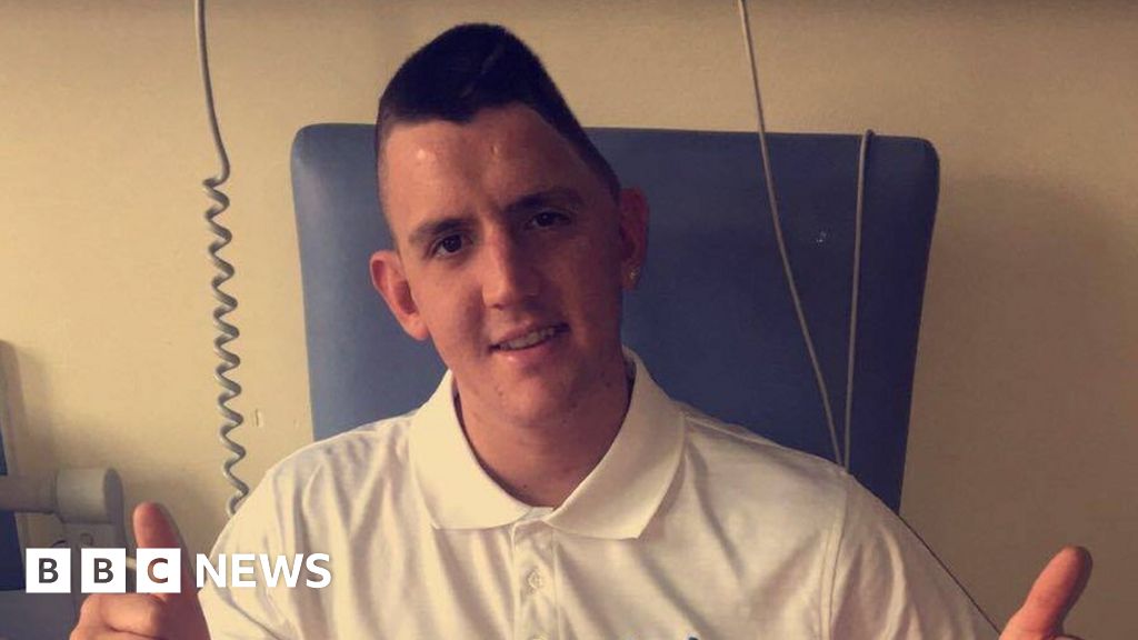 Father of boxer Daniel Flaherty calls for safety rethink - BBC News