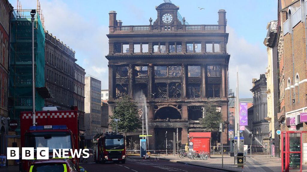 Primark fire: Council approves building application - BBC News