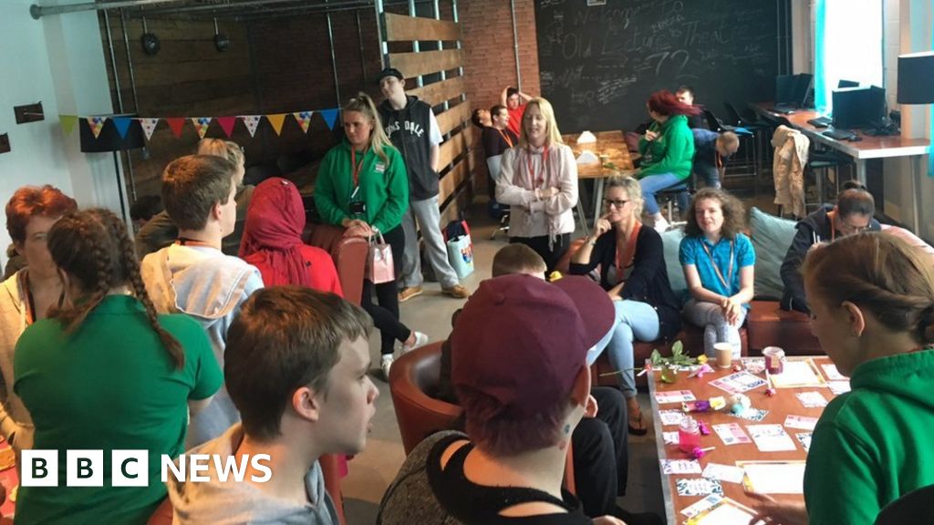 Happy Cafe serves up cup of wellbeing for students - BBC News