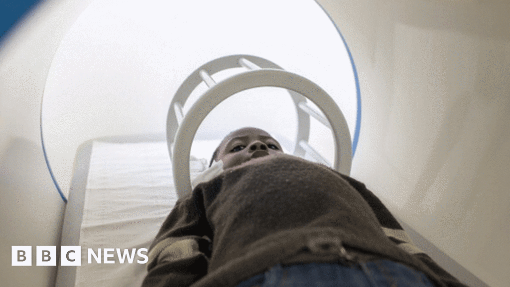 Medical devices vulnerable to hackers - BBC News