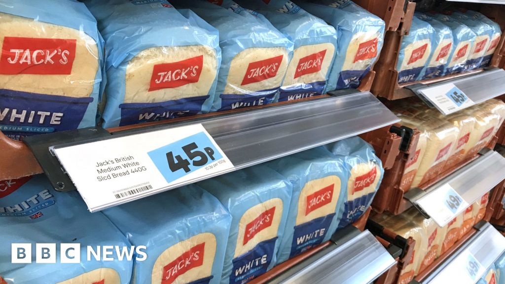 Tesco's new discount chain Jack's takes on Aldi and Lidl - BBC News