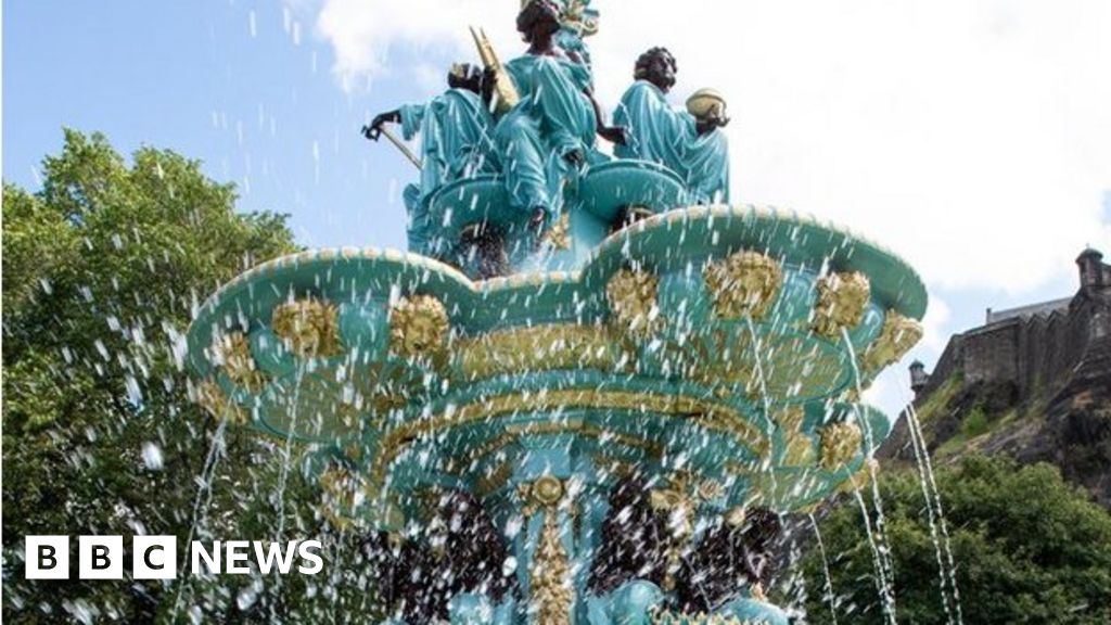 Water flows again at historic fountain in Edinburgh - BBC News