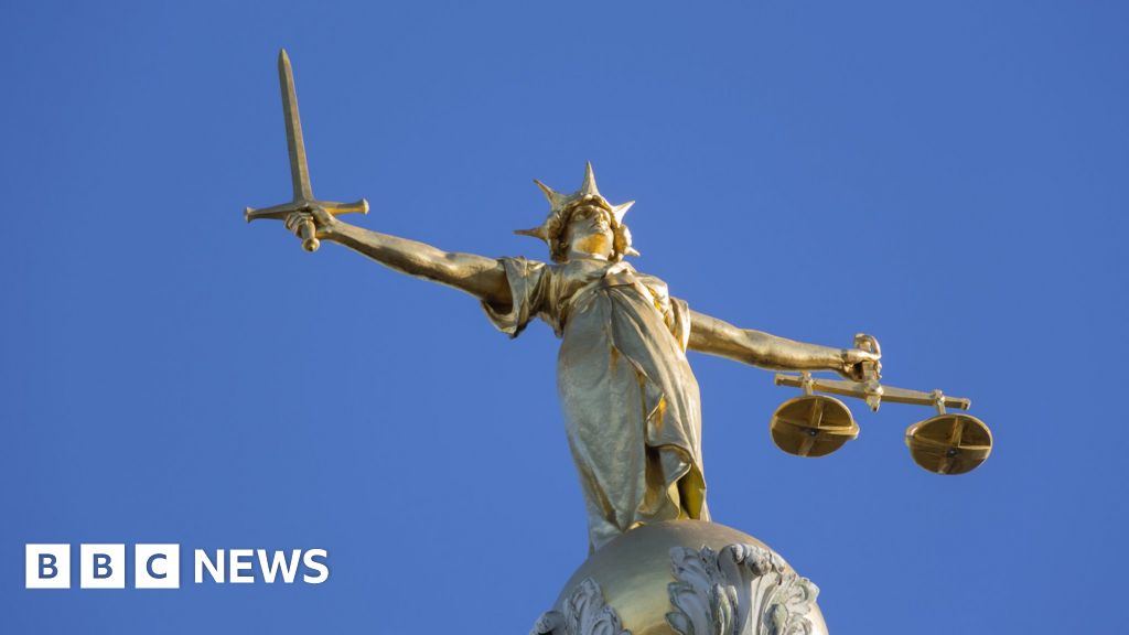 Deal struck to combat Crown Courts backlog - BBC News