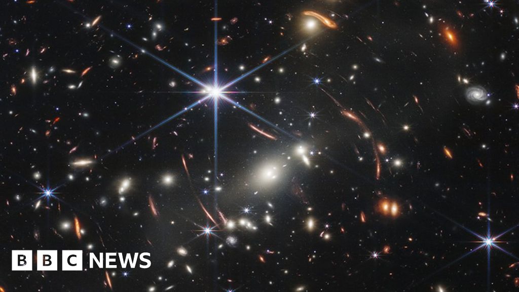 James Webb telescope takes super sharp view of early cosmos - BBC News
