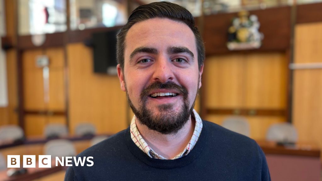 Sam Smith, 27, set to become new Nottinghamshire County Council leader - BBC News