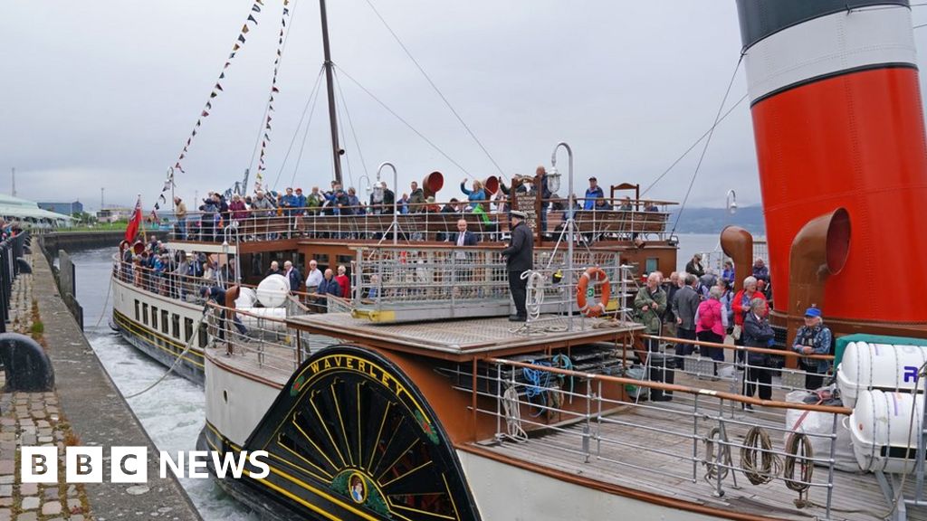 Last seagoing paddle steamer returns to the south coast - BBC News