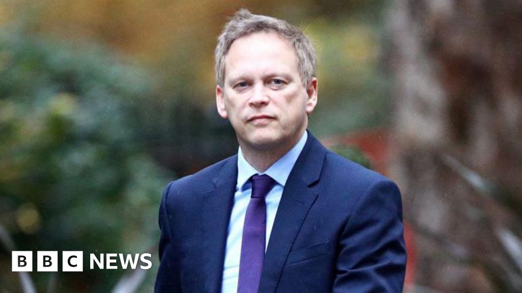 Shapps is biggest loser in Hertfordshire results - BBC News