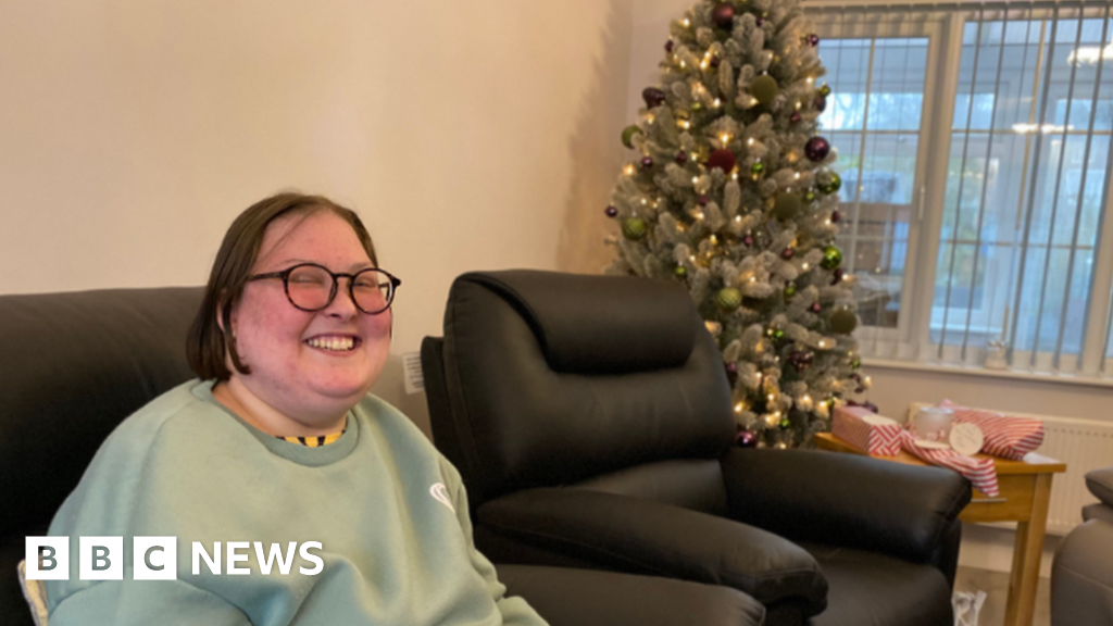 Terminally-ill flood victim home for Christmas after rapid repairs ...