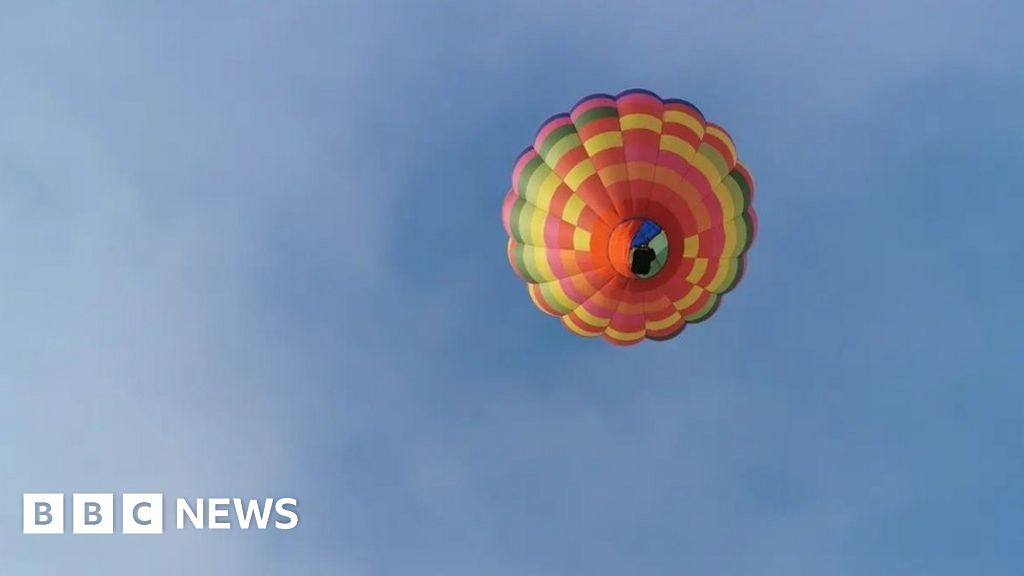 In pictures: Strathaven Balloon Festival brightens skies