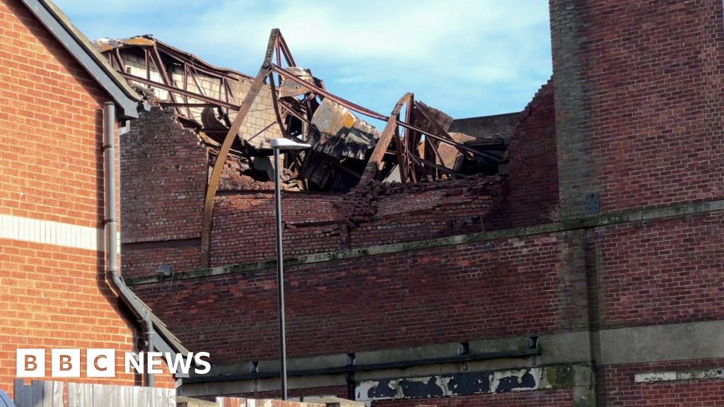 Former Hartlepool cinema significantly damaged by large fire - BBC News