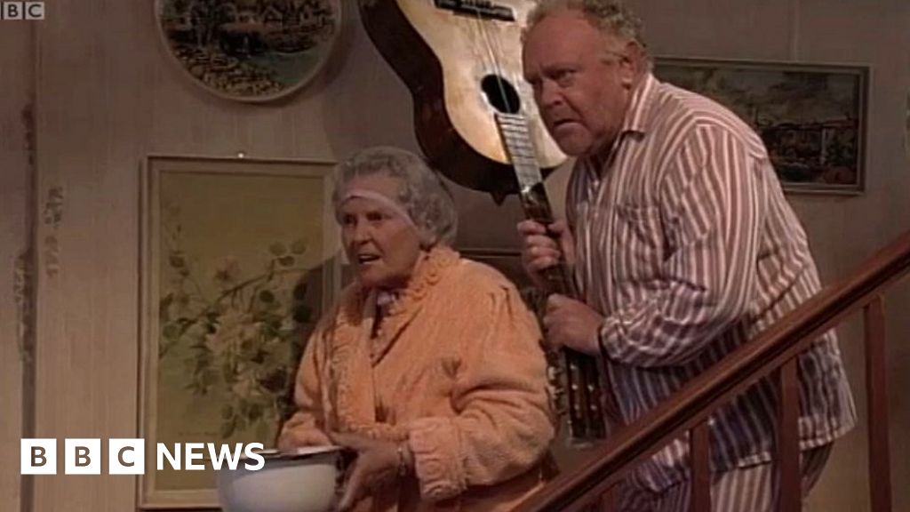 Gareth Gwenlan 'excellent to work with' - Boyd Clack - BBC News