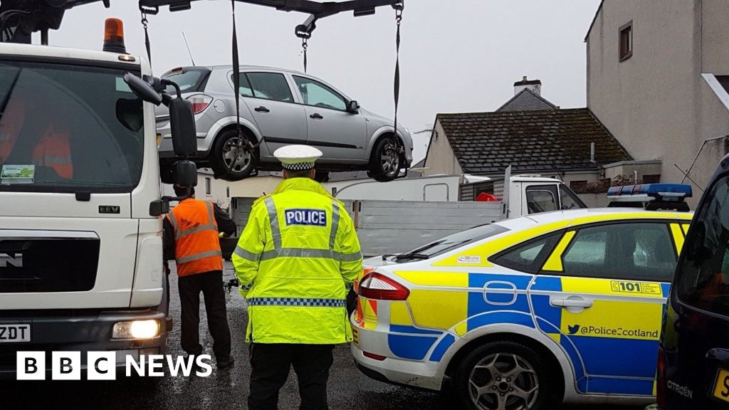 Dozens of abandoned vehicles seized in Highlands - BBC News