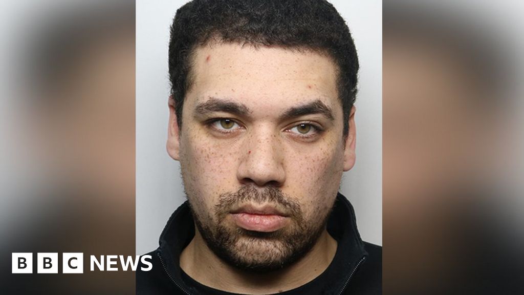 Bradford kidnapper jailed after a year on the run - BBC News