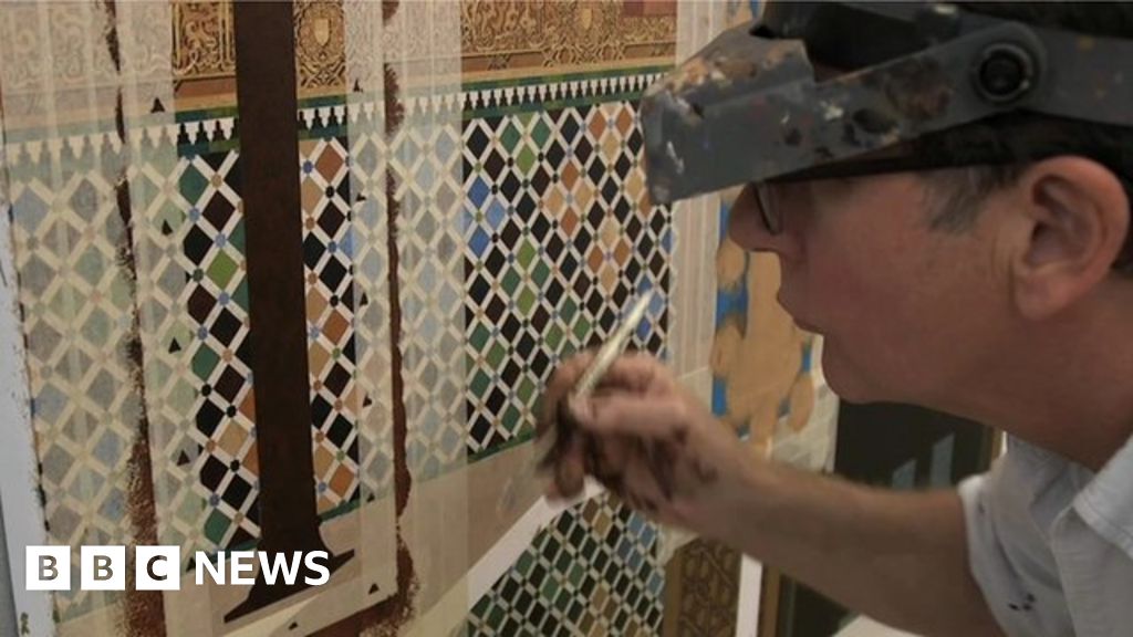 'Yes I'm obsessive': The 50,000-hour paintings of Ben Johnson - BBC News