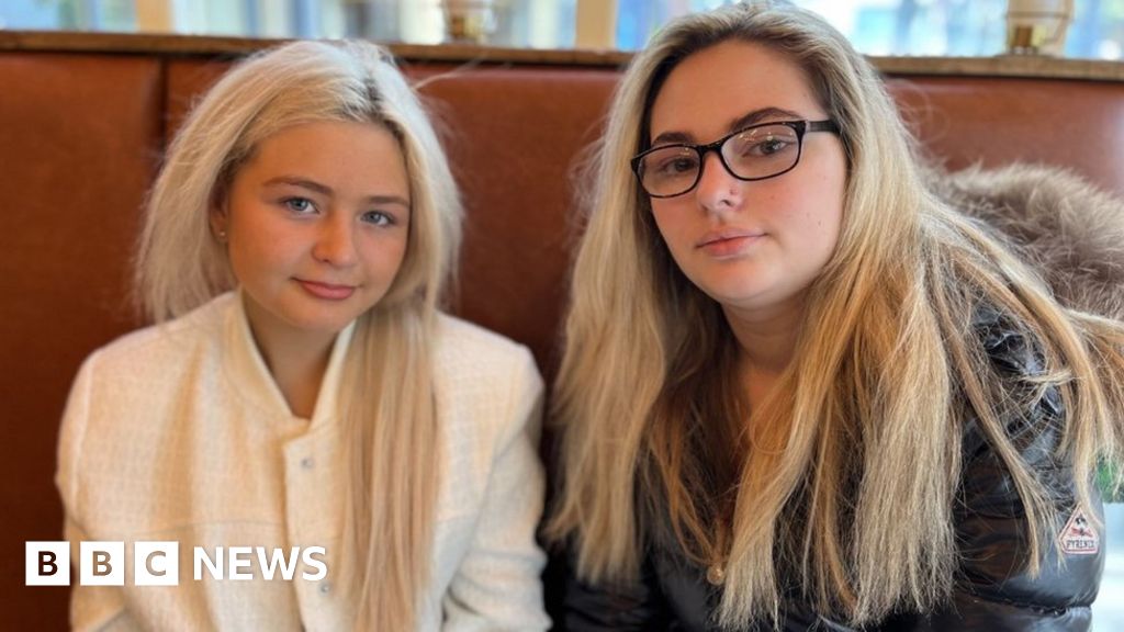 Alfie Lewis stabbing: Friends pay tribute to teenager killed in Leeds