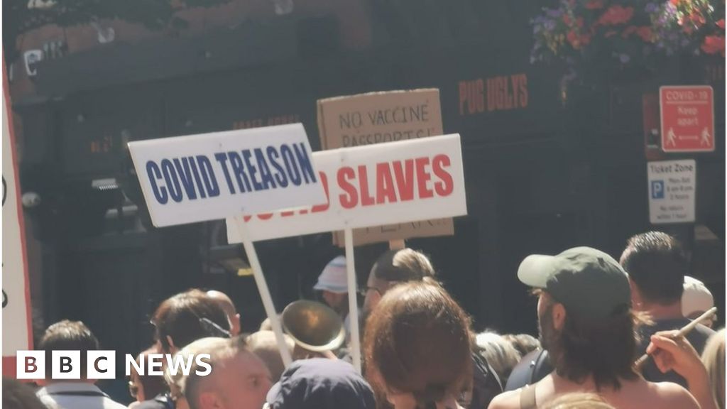 Belfast and Dublin protests over Covid restrictions