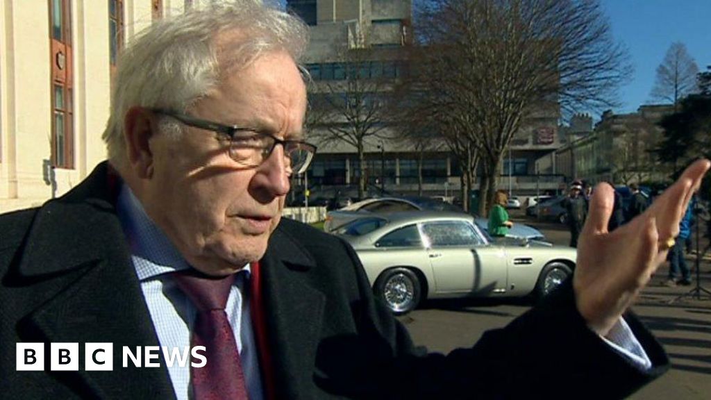 'Second coming' for Welsh car industry - expert - BBC News