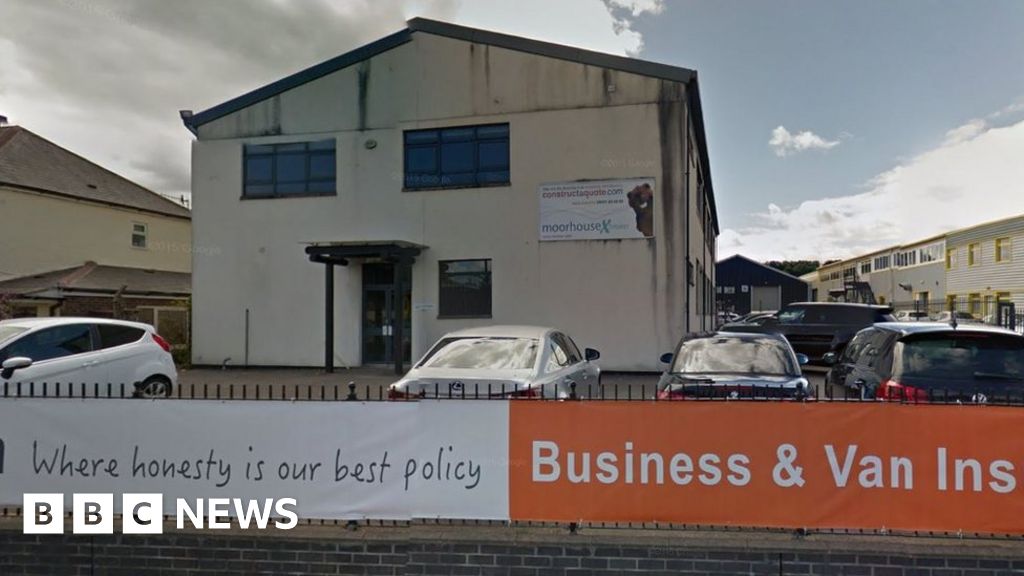 89 new jobs at Caerphilly insurance firm Moorhouse Group - BBC News