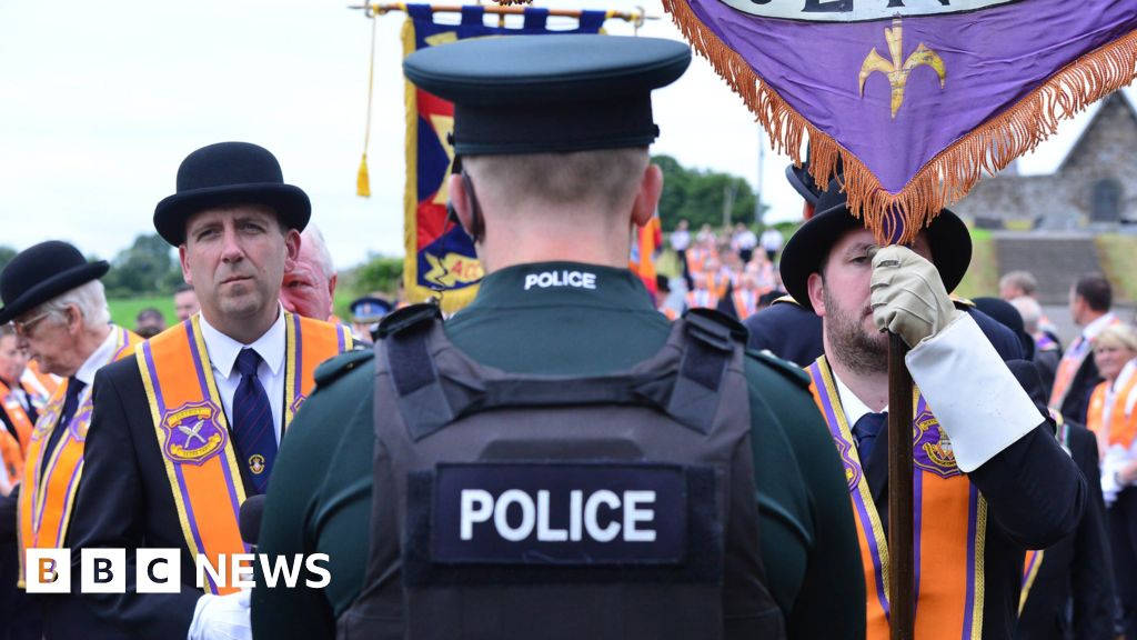 Orange Order parades in Ardoyne and Drumcree restricted by commission ...