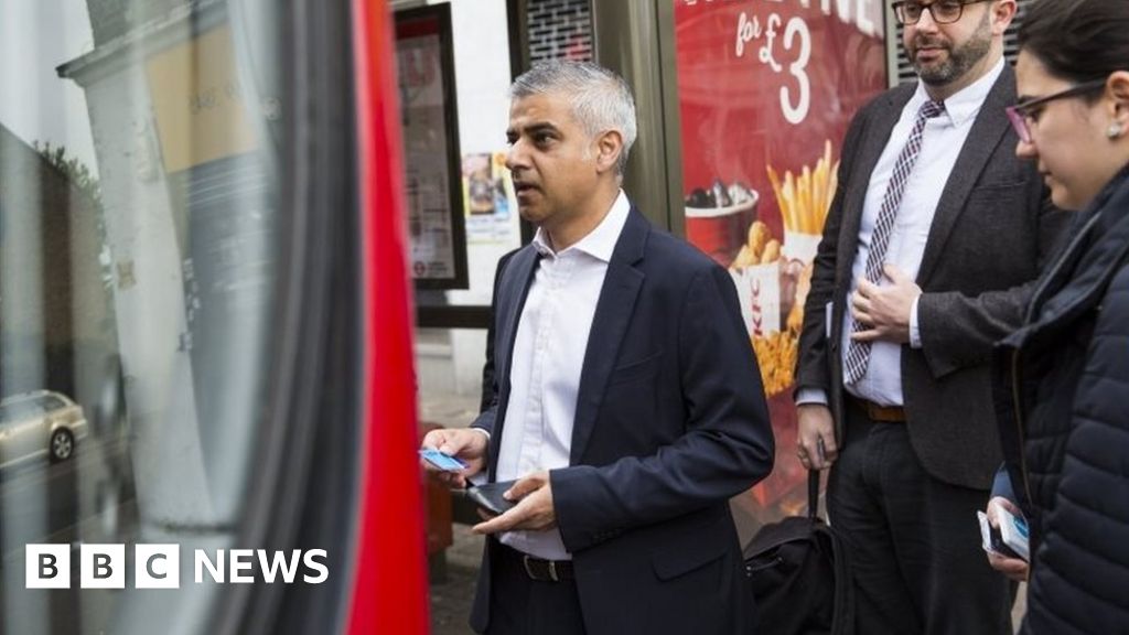 London bus hopper-fare to start in September - BBC News