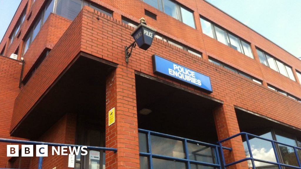Bedfordshire Police officers disciplined over stop and search arrest ...